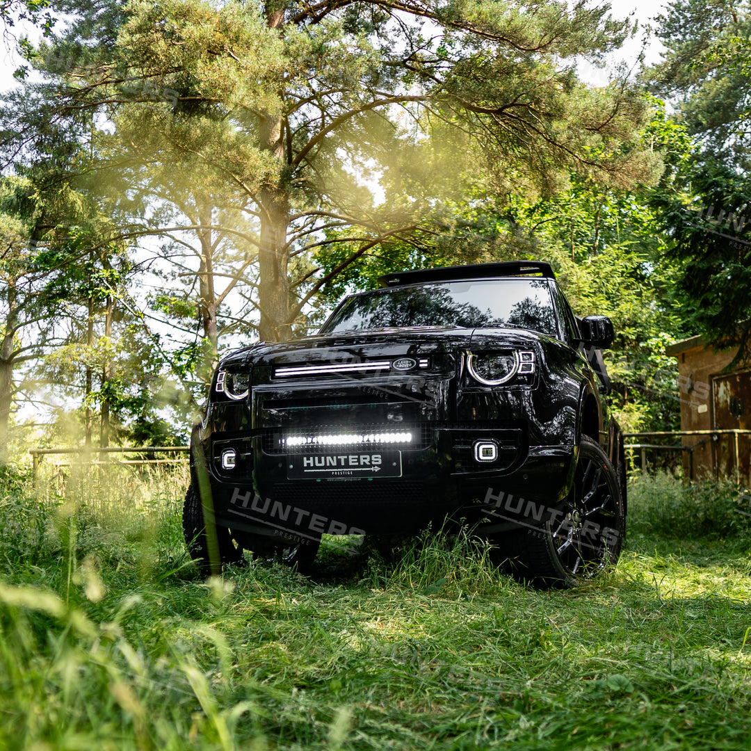 Integrated Lower Grill Light Bar – Hunters Prestige